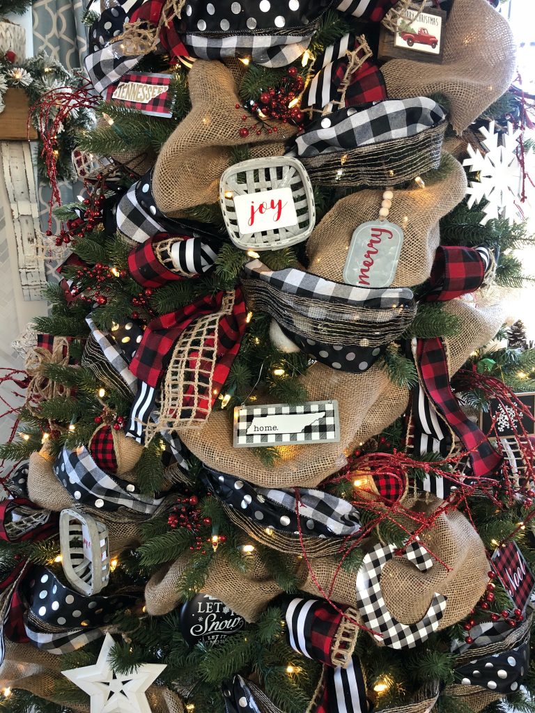 Buffalo Check Christmas Tree with ribbon- 2018 - Wilshire Collections