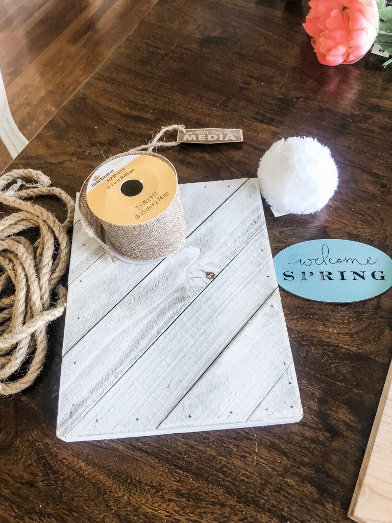 2 easy DIY Easter signs that anyone can do! - Wilshire Collections