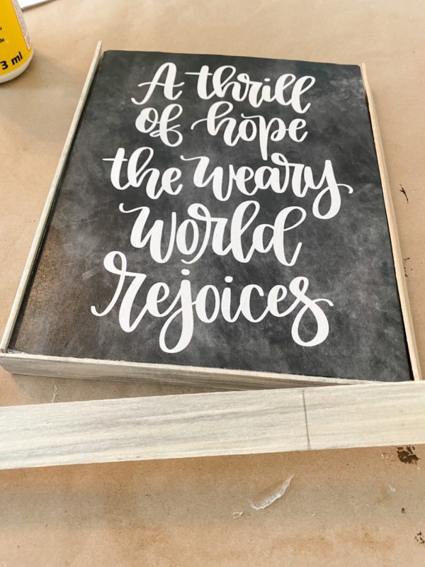 How to make a DIY sign using a printable! - Wilshire Collections