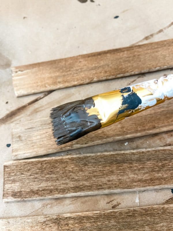 How to make a DIY sign using a printable! - Wilshire Collections