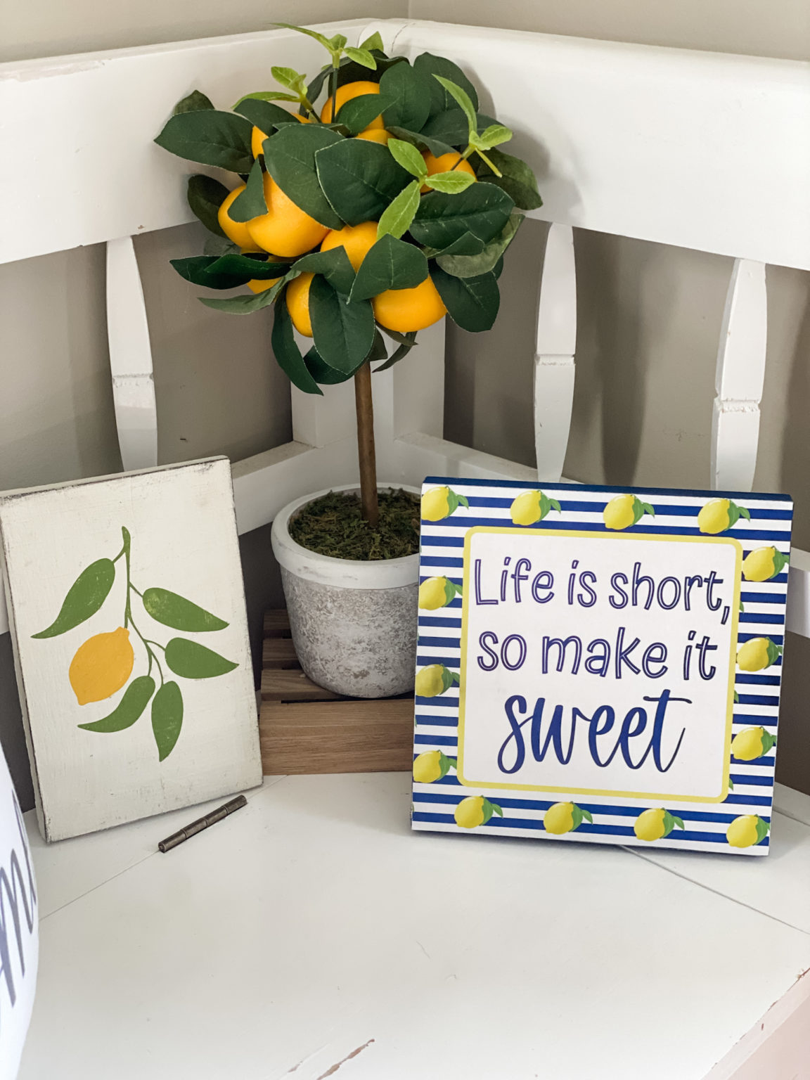 The easiest reversible DIY Lemon sign! - Wilshire Collections