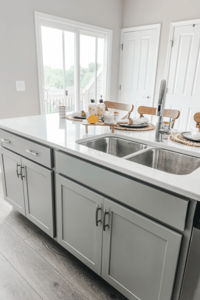 Simple kitchen island decorating ideas - Wilshire Collections