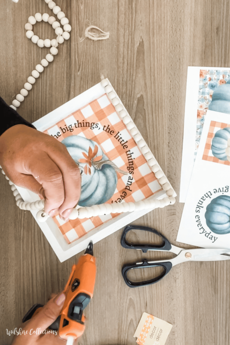 Easy DIY fall sign using a printable - Wilshire Collections